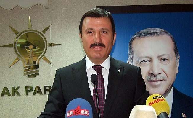 Az zamanda çok işler başardı, imzasını atarak bayrağı teslim etti ...